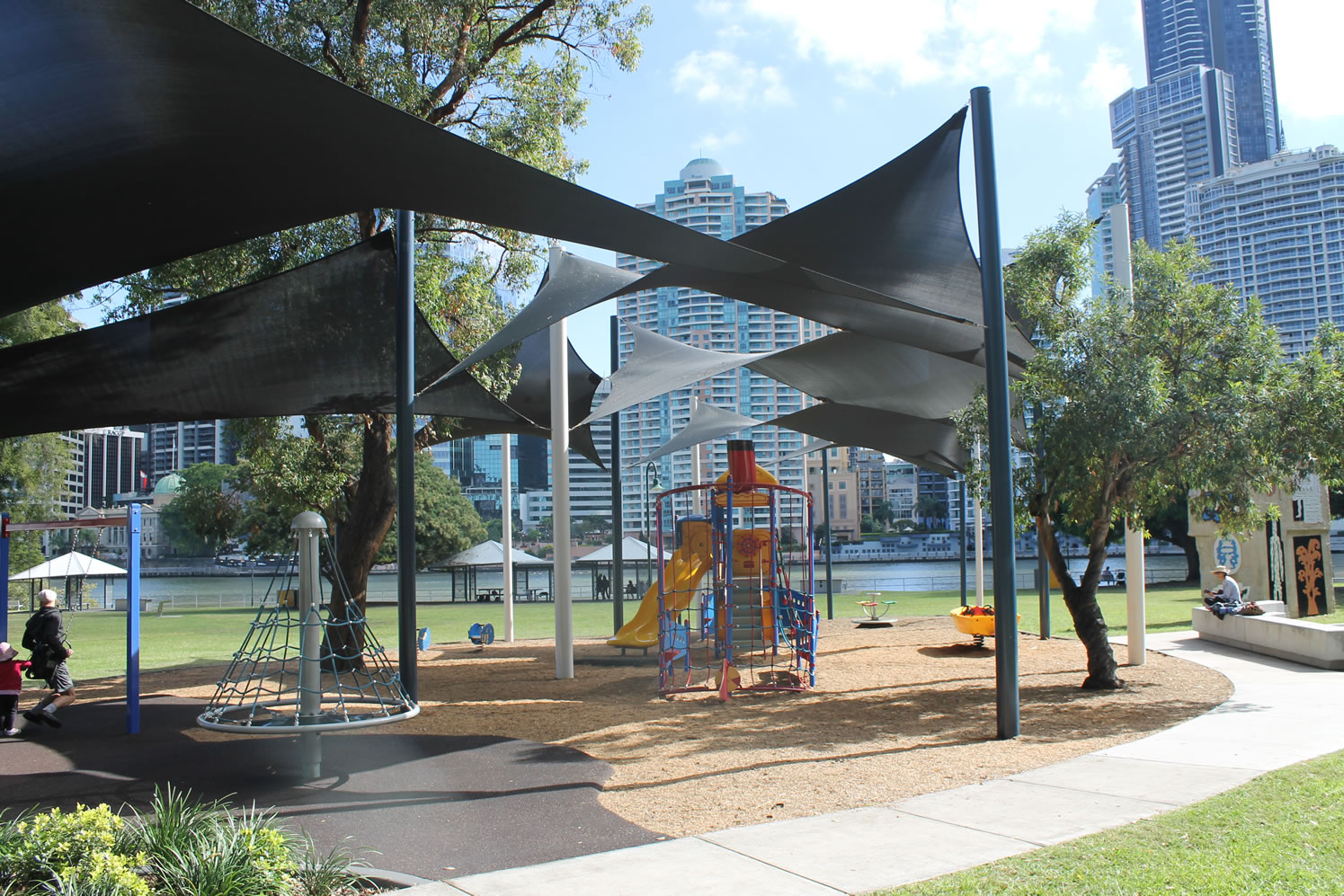 Captain Burke Park in Kangaroo Point Shade Sail Structure Advanced ...